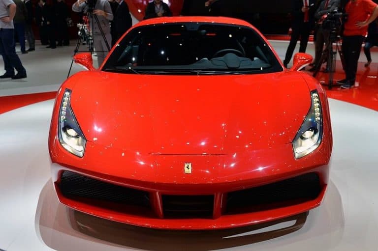 فيراري 488 جي تي بي تصبح غريبة مع هذه التعديلات الجريئة | ArabGT