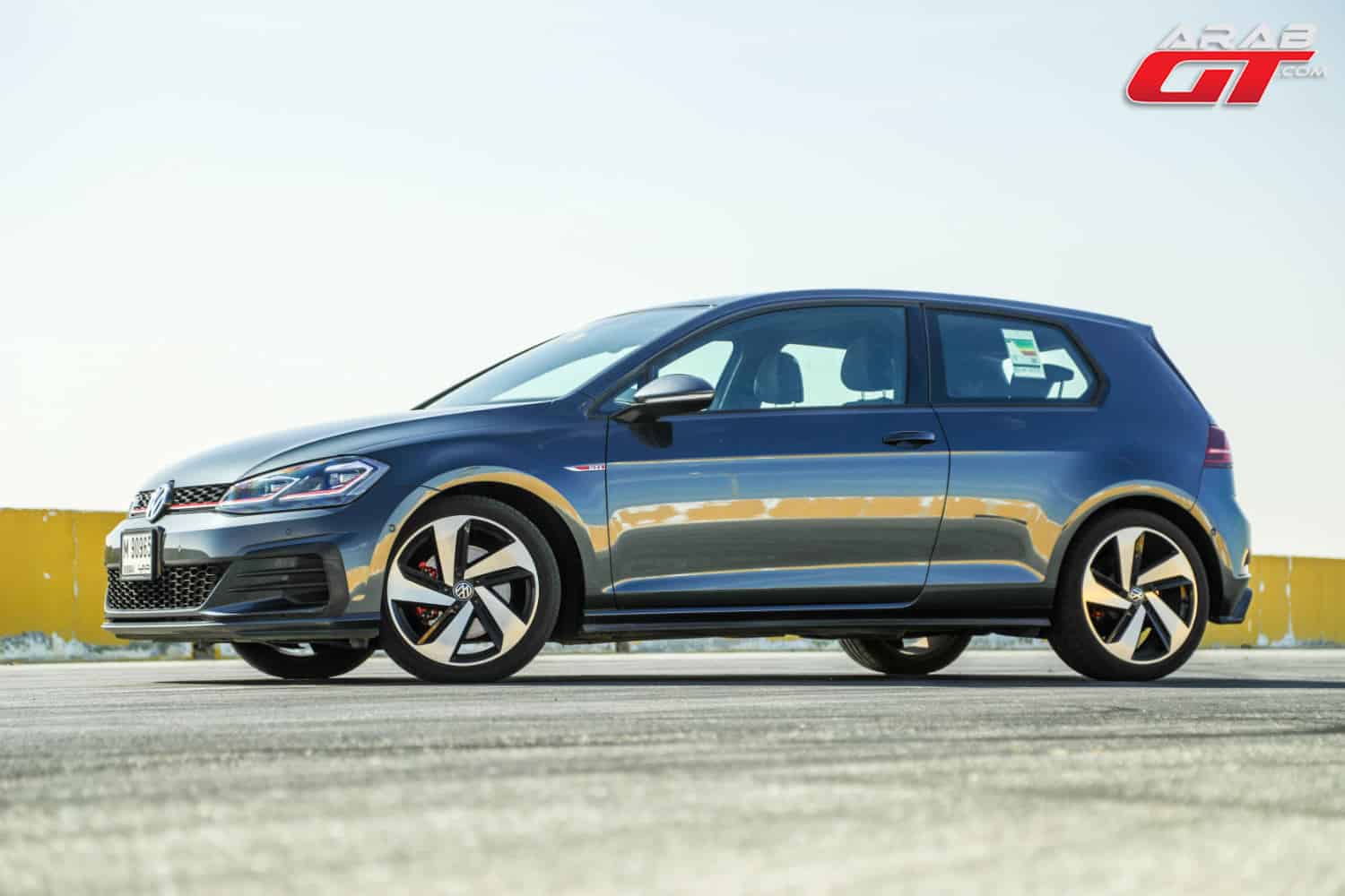 جولف GTI 2019 سيارة شبابية وأسطورة بين سيارات الدفع الأمامي | ArabGT