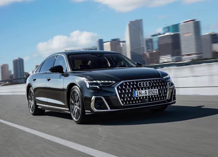 سيارة اودي A8 2023 | اسعار ومواصفات السيارة | ArabGT