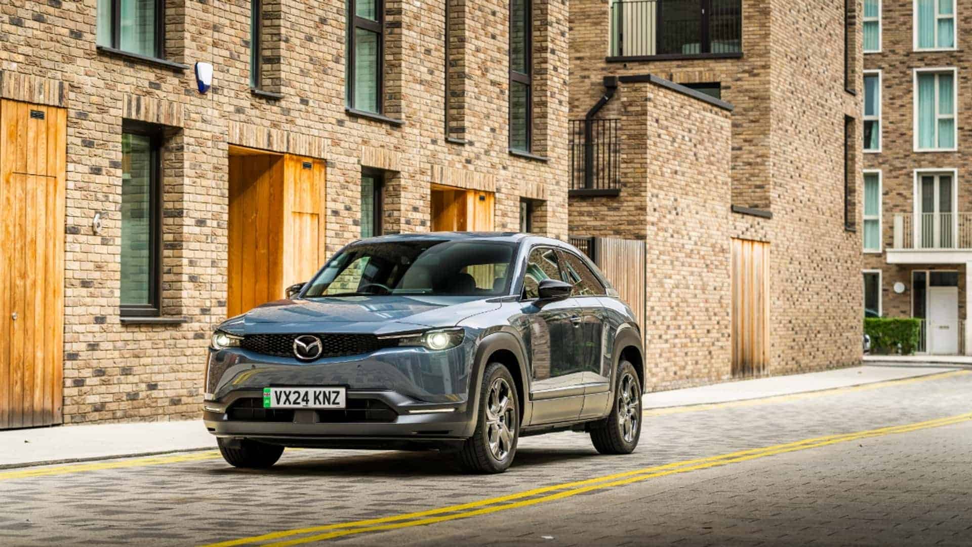نهاية MX-30 BEV: لماذا فشلت مازدا في معركة السيارات الكهربائية الأوروبية؟