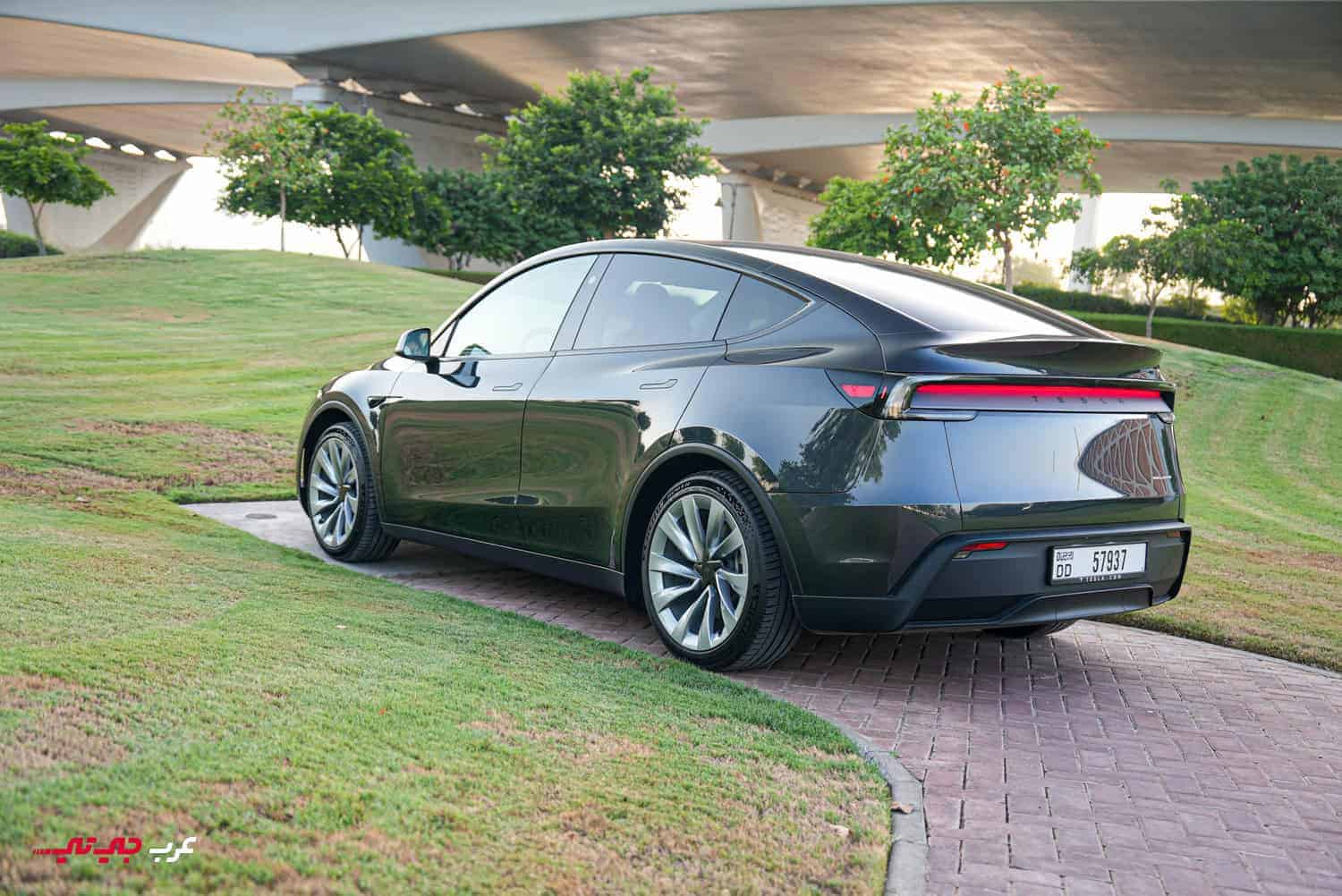 اسعار ومواصفات تسلا موديل Y 2025 | ArabGT